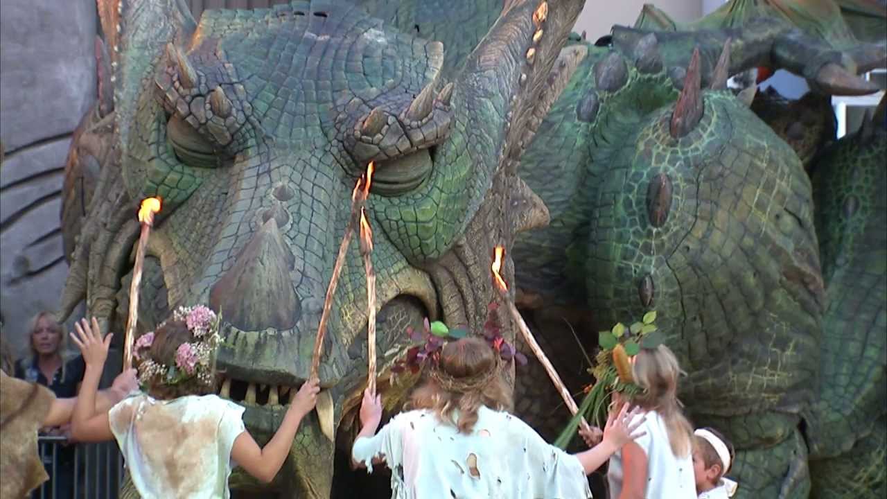 Fürth’s Big Fat German Dragon | PuppetVision Blog